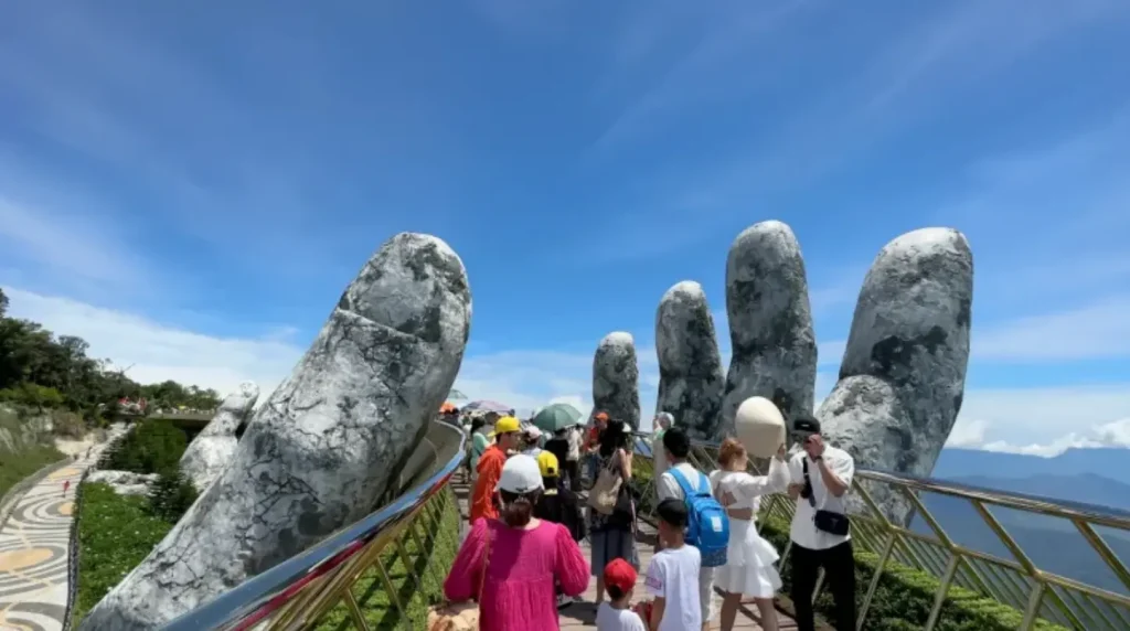 Golden Bridge, Da Nang “Hand of God” – How to get to there